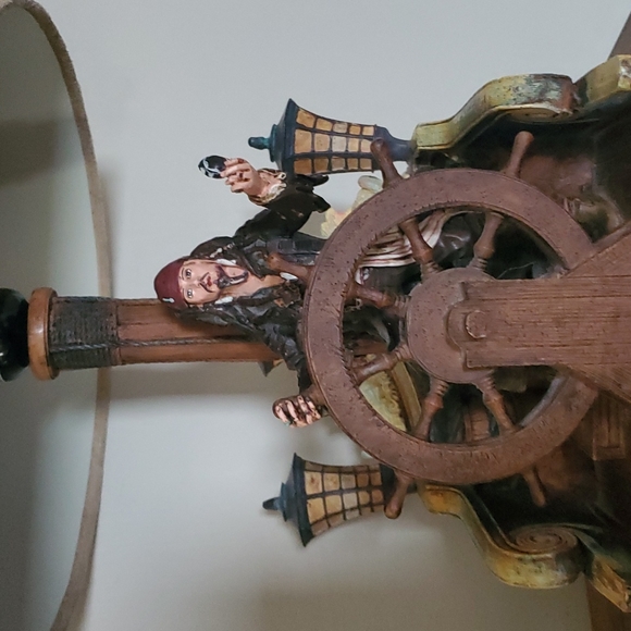 Disney | Other | Hampton Bay Pirates Of The Caribbean Table Lamp Jack ...
